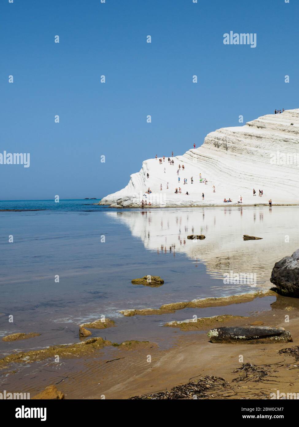 a beach at the marble white cliffs of scala dei turchi in sicily Stock ...