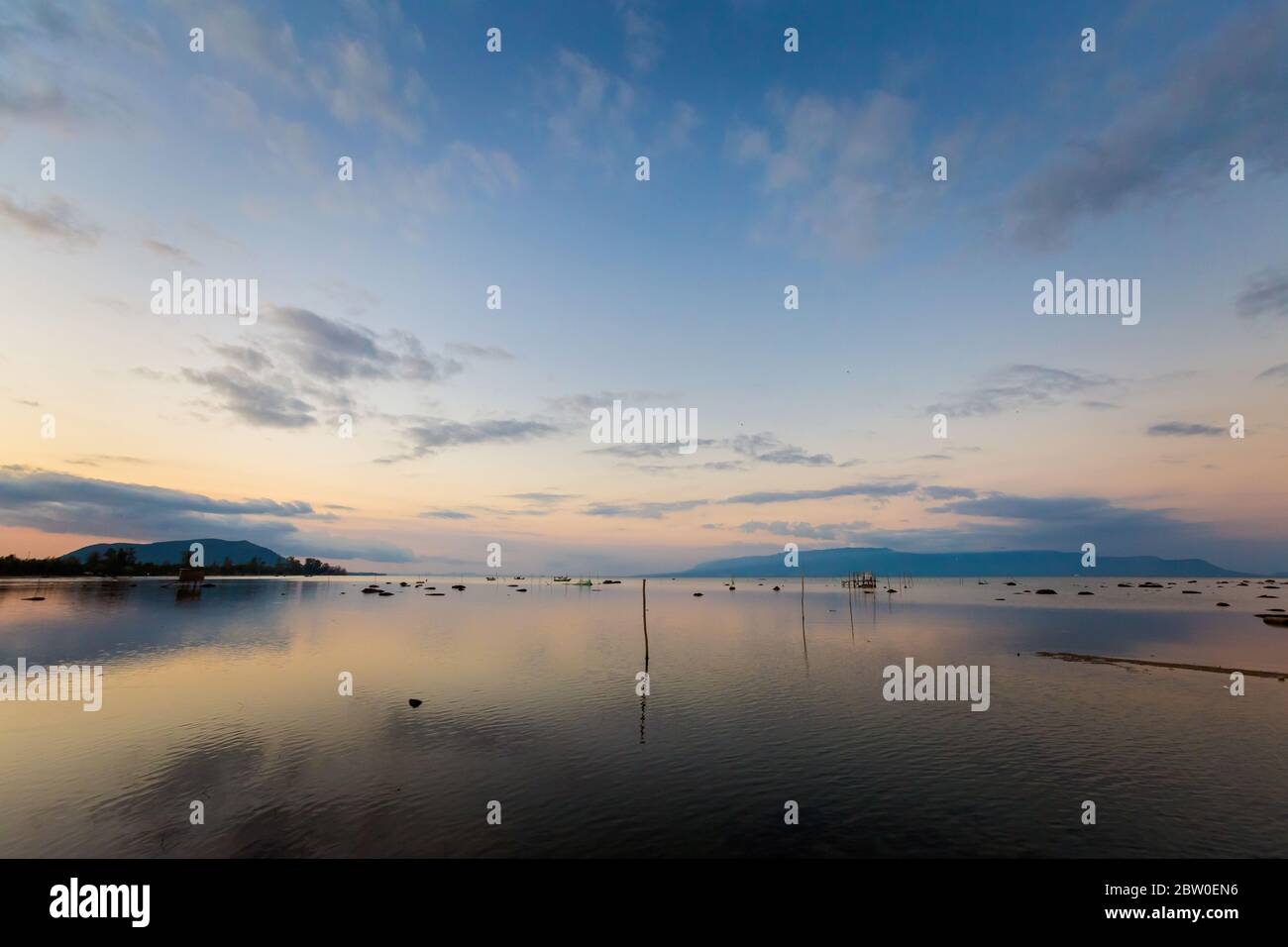 Summer sunset seascape on tropical Phu Quoc island, Hon Mot island in ...