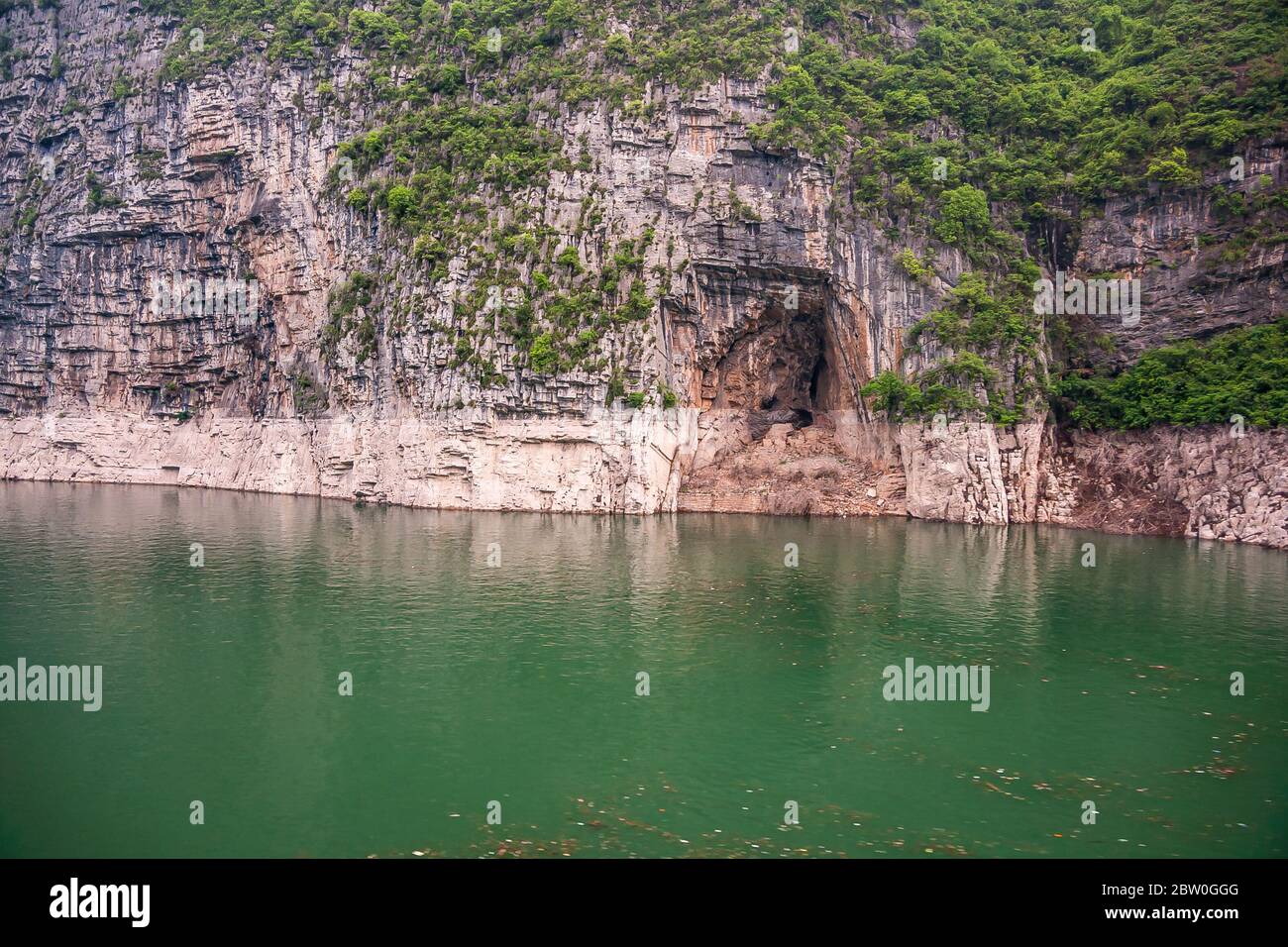 Wushan, Hubei, China - May 7, 2010: Wu Gorge in Yangtze River. Cave ...