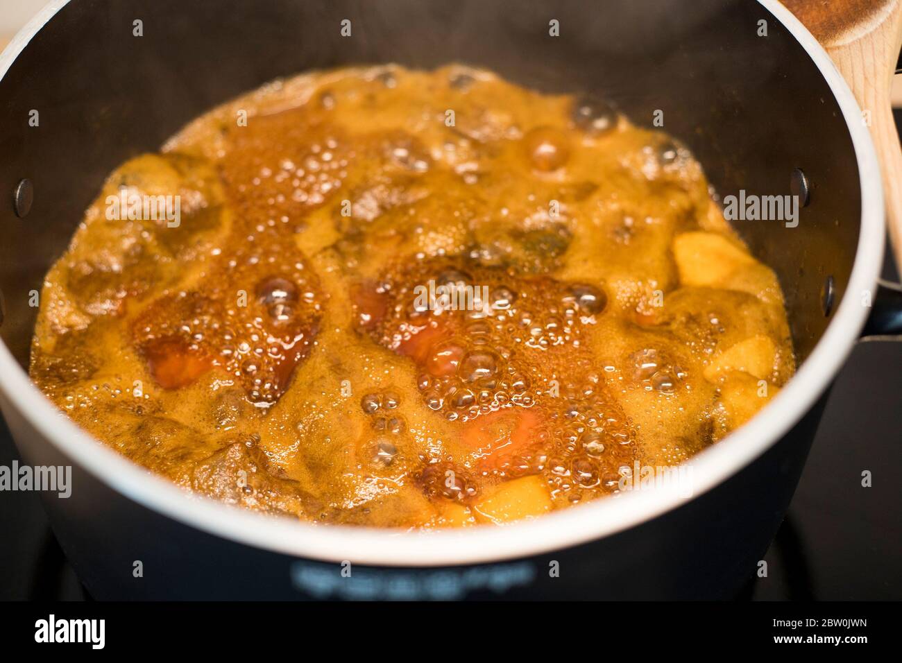 Big boiling pot hi-res stock photography and images - Alamy