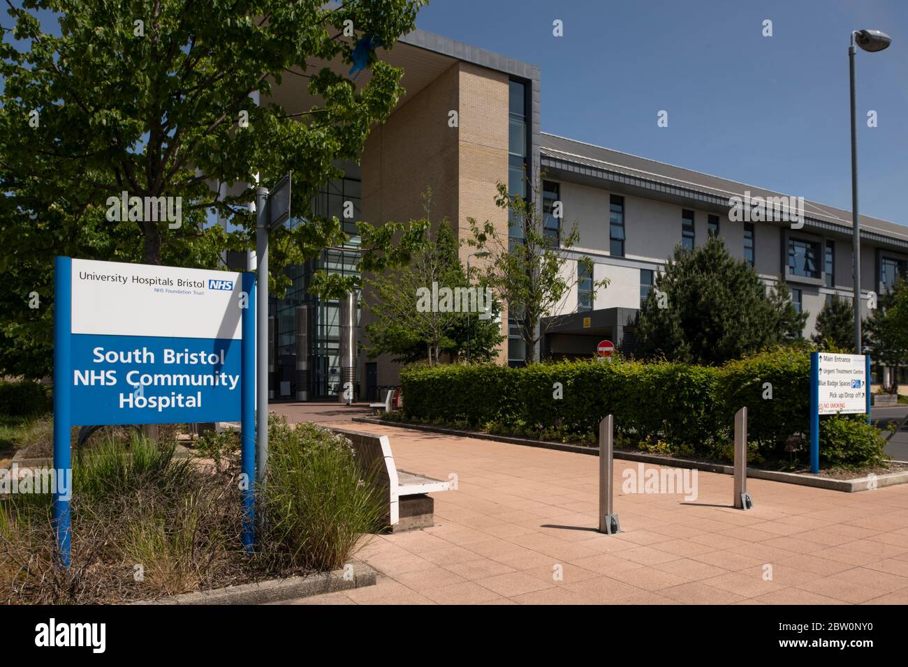 South Bristol NHS Community Hospital, Hengrove, Bristol, UK Stock Photo ...