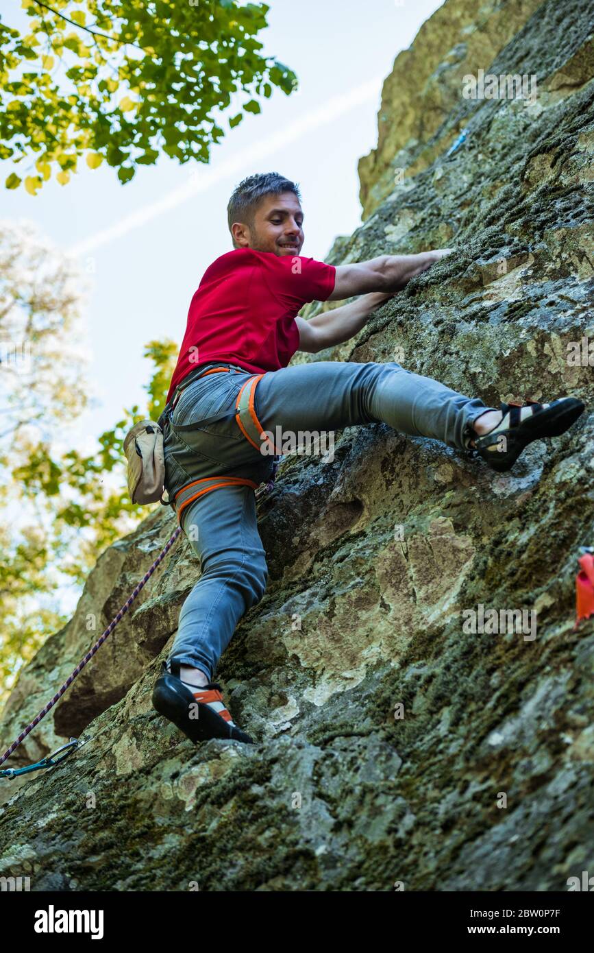 Man lead climbing in nature hi-res stock photography and images - Alamy