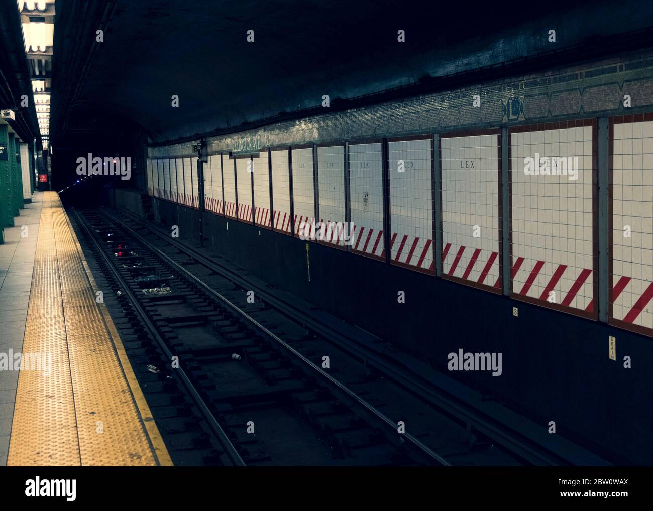 New York City during Covid, Lexington & 59th, underground, subway Stock ...