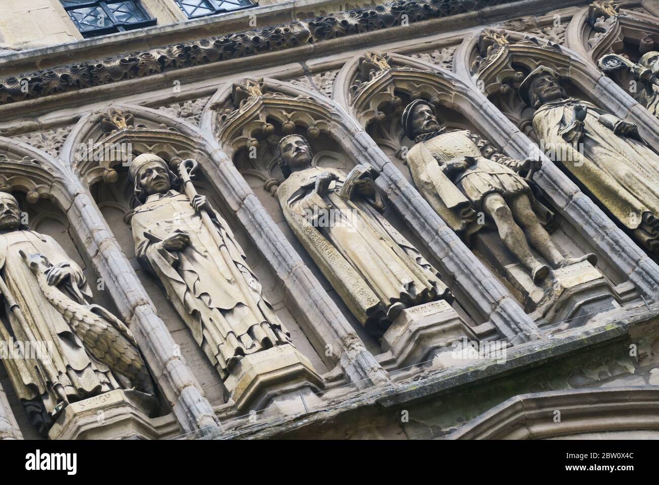 Statues on Leicester Cathedral, UK Stock Photo - Alamy