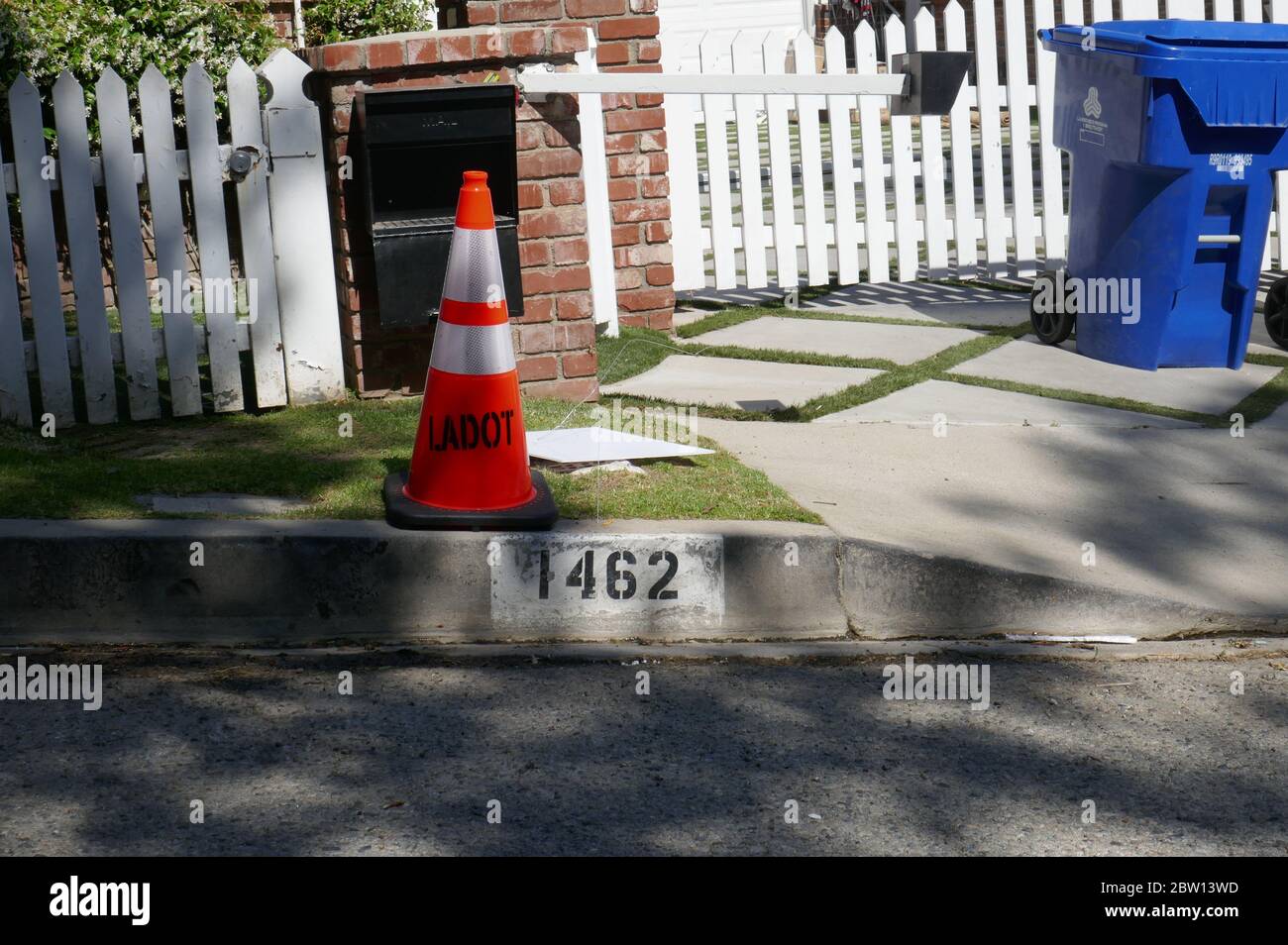 Teri garr and young frankenstein hi-res stock photography and images ...
