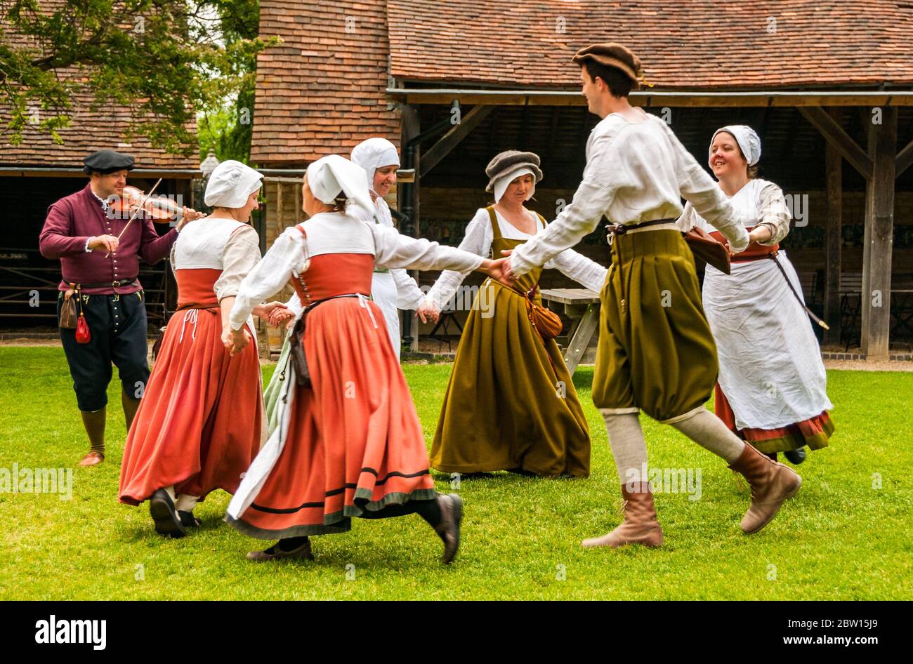 Mary Arden Stratford High Resolution Stock Photography and Images - Alamy