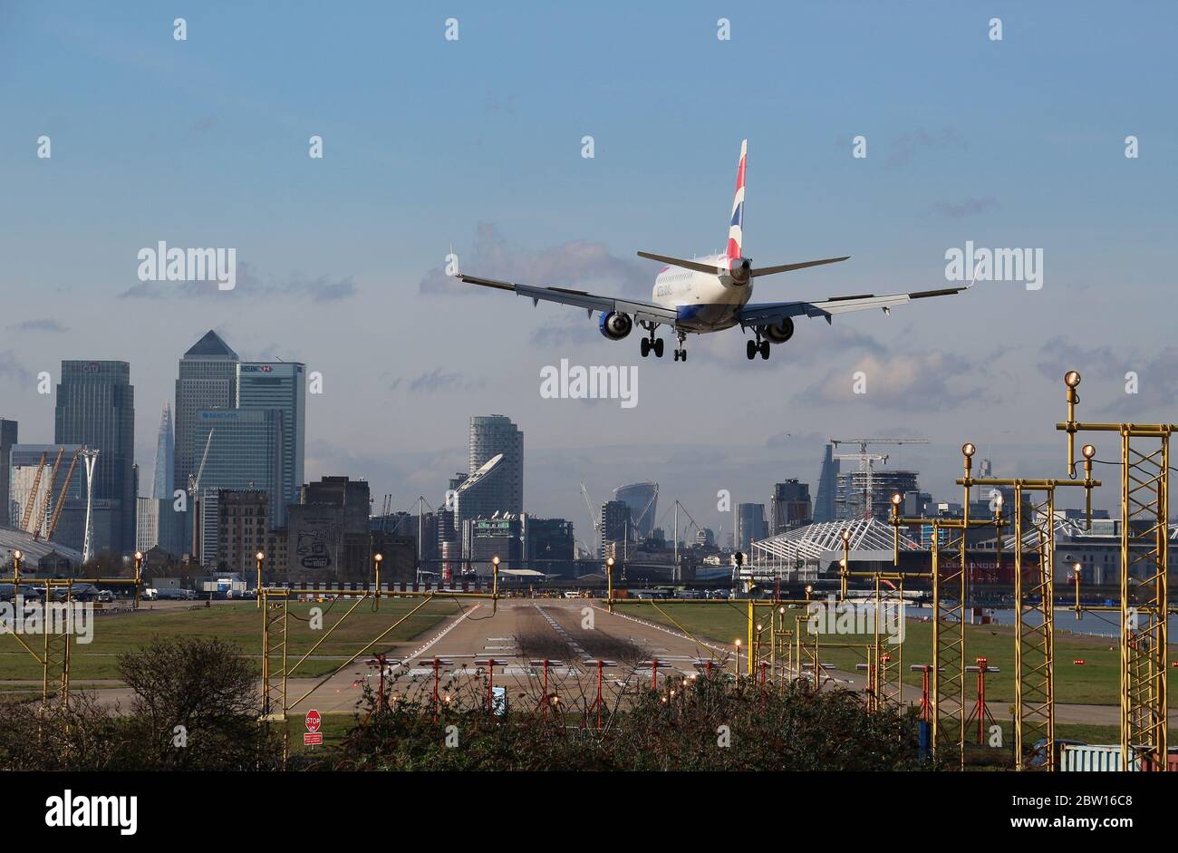 Airport city airport city of london airplane plane take off hi-res ...