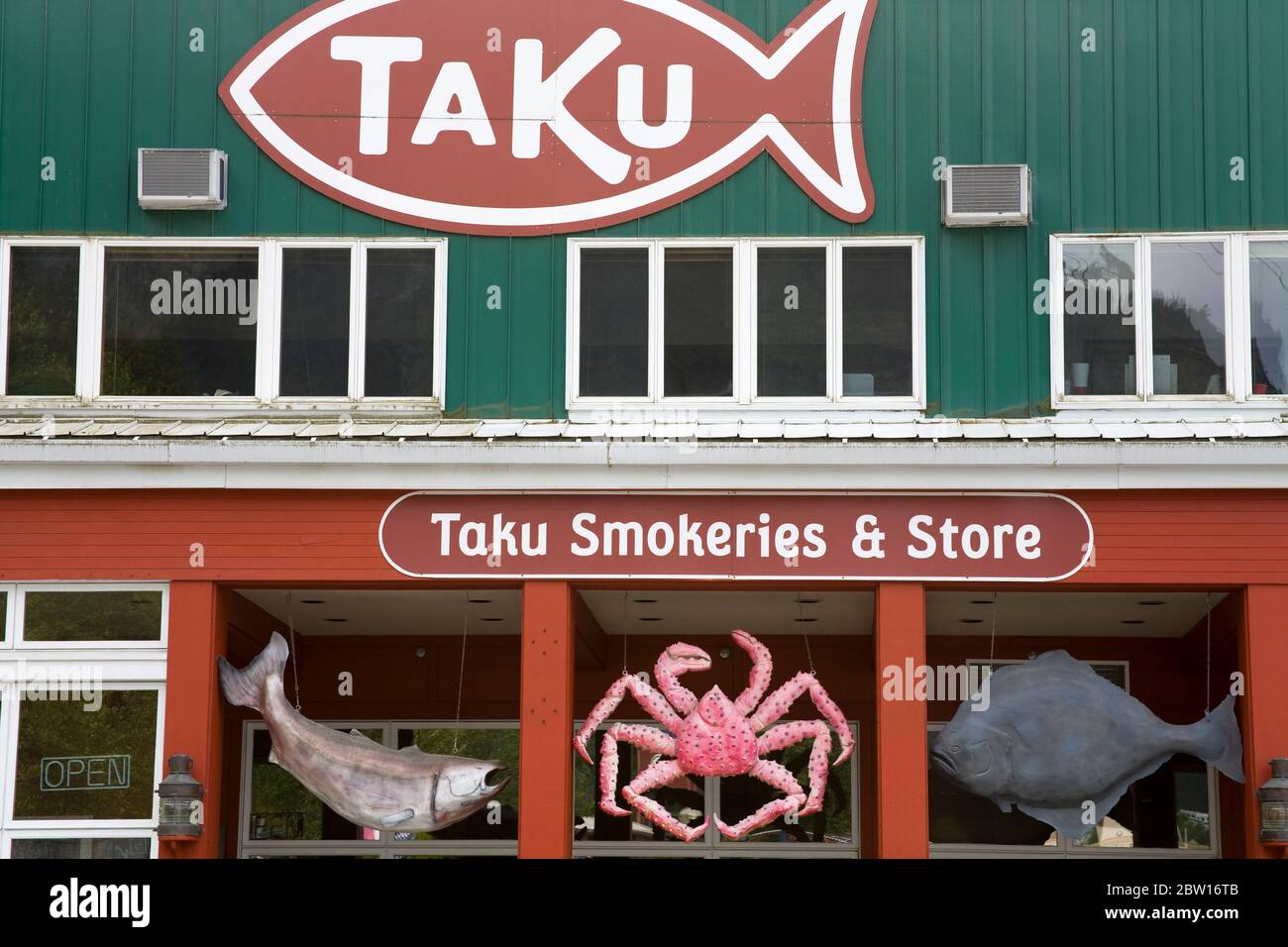Taku restaurant hi-res stock photography and images - Alamy