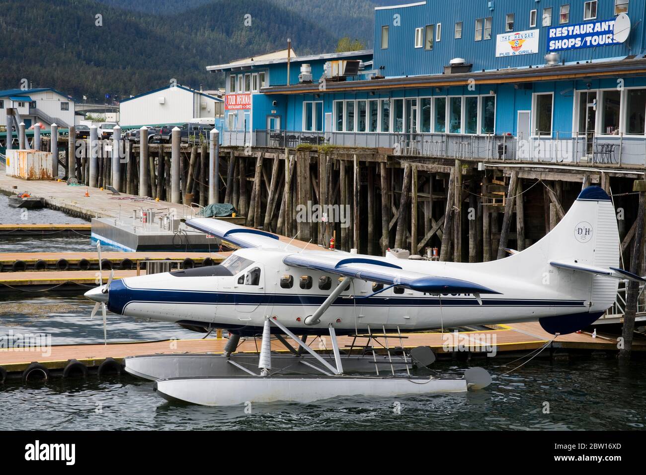Seaplane juneau hi-res stock photography and images - Alamy