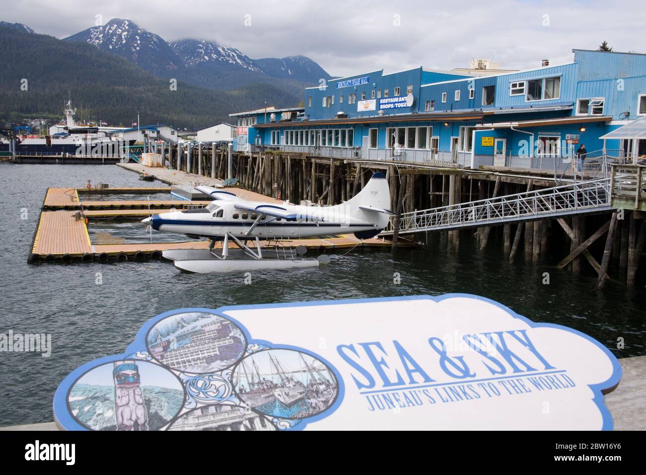 Usa seaplane hi-res stock photography and images - Alamy