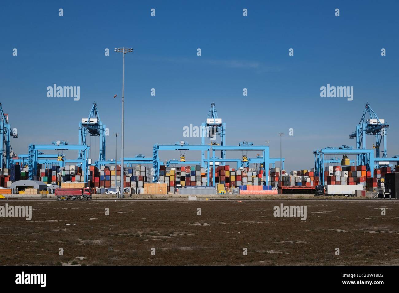 Rotterdam port maasvlakte aerial hi-res stock photography and images ...