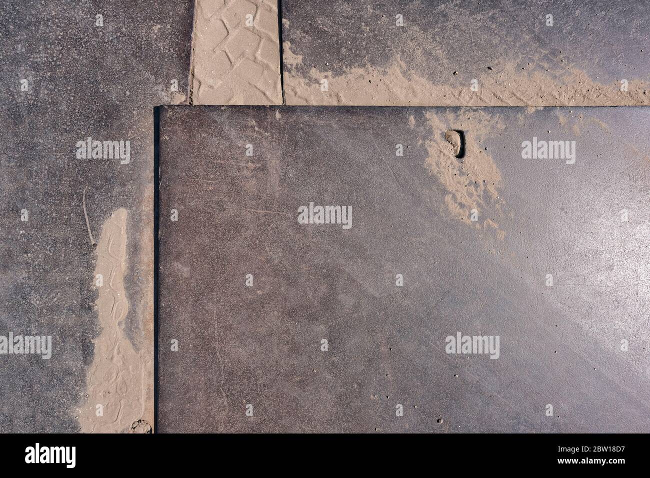 Concrete louver hi-res stock photography and images - Alamy