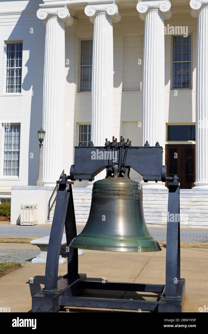 Liberty Bell at the Alabama State Capitol, Montgomery, Alabama, USA ...
