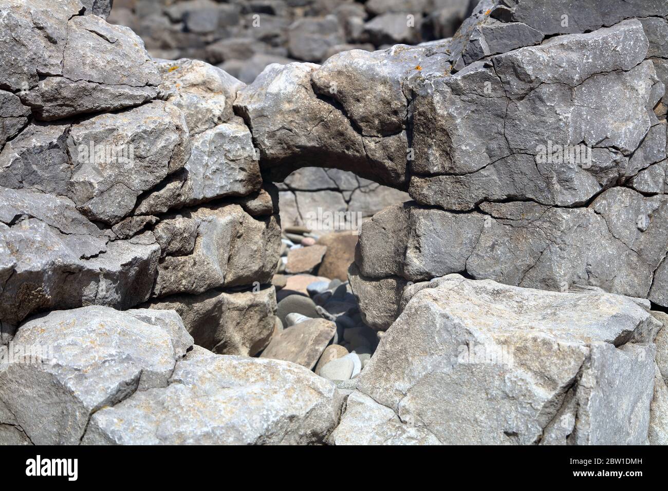 Fractured Rocks High Resolution Stock Photography and Images - Alamy