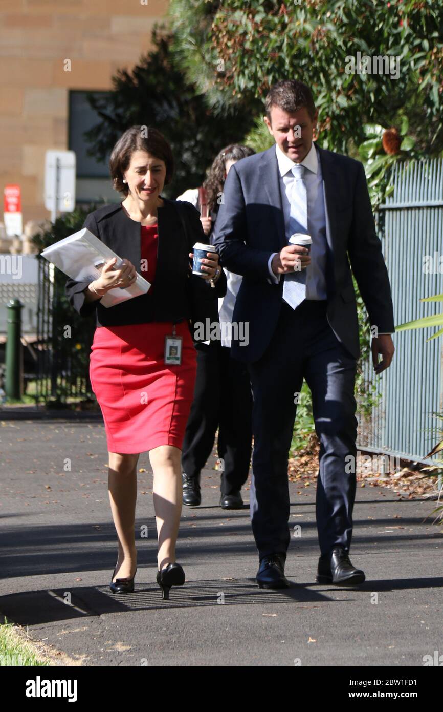 NSW Premier Mike Baird bought a morning coffee at a coffee shop on ...