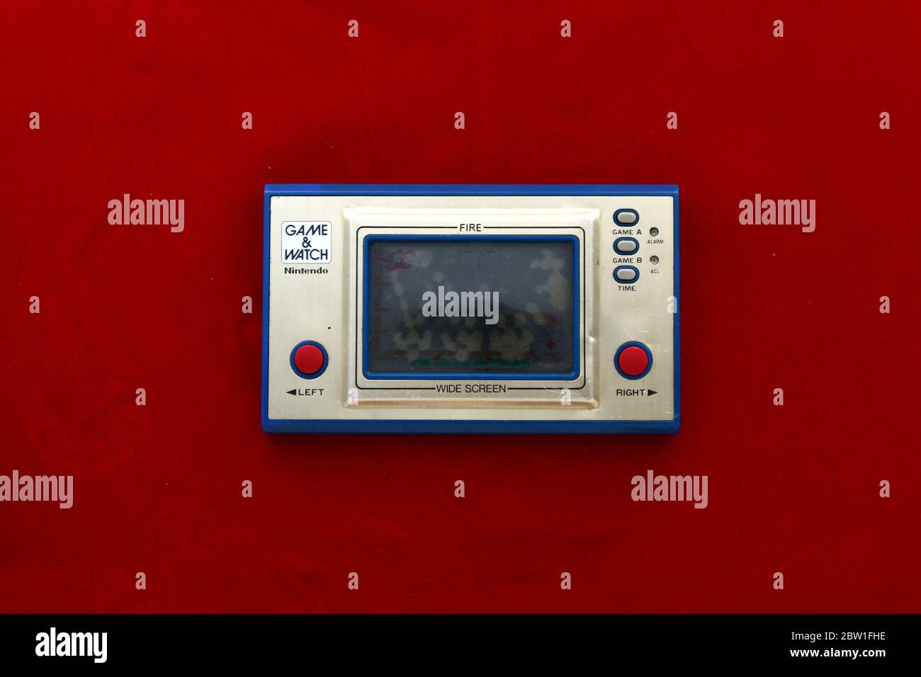 Nintendo game watch hi-res stock photography and images - Alamy