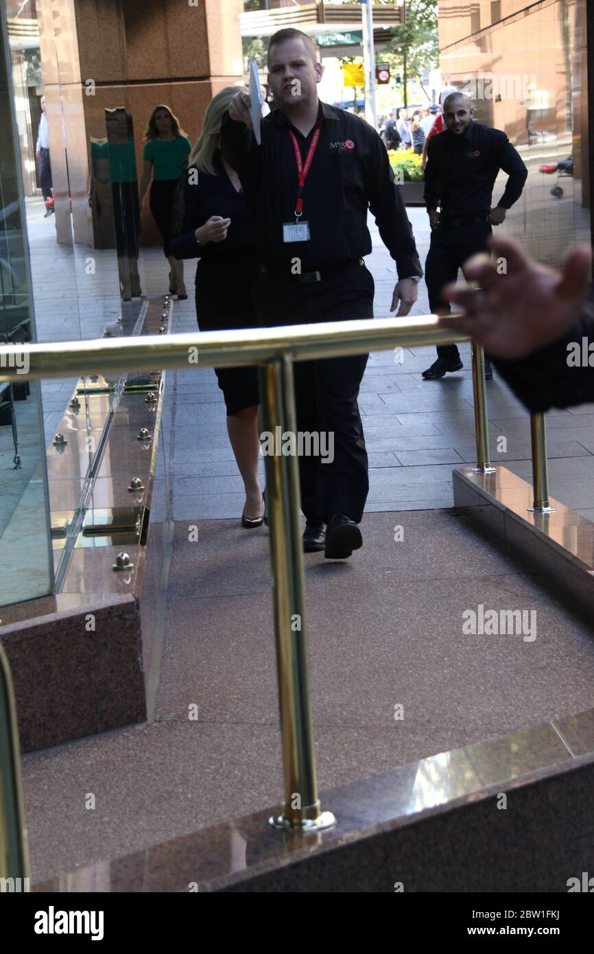 Security guards try to stop photos of Samantha Armytage as Sunrise team ...