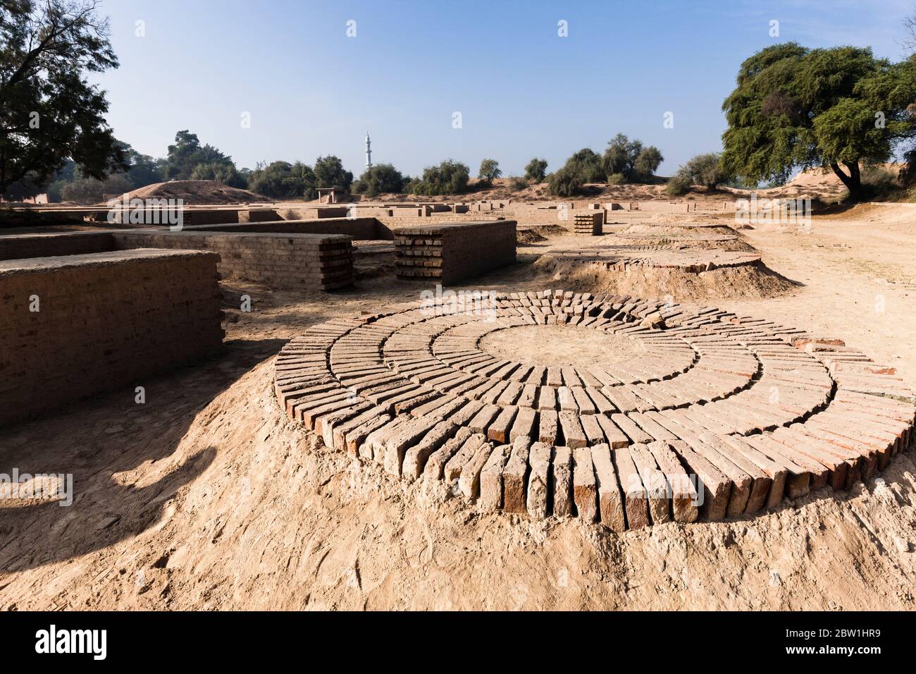 Harappa hi-res stock photography and images - Alamy