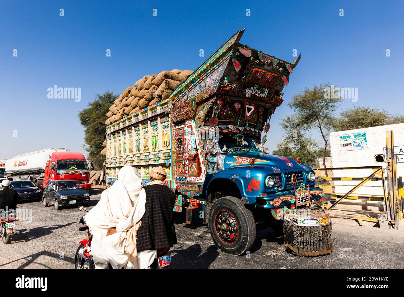 Railroad crossing near Jhang, Punjab Province, Pakistan, South Asia ...
