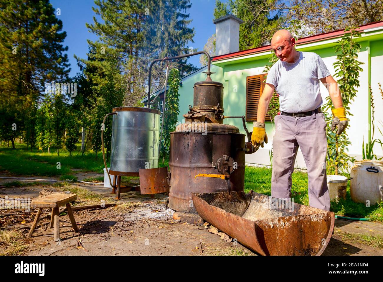 Copper Distillery Tank High Resolution Stock Photography and Images - Alamy