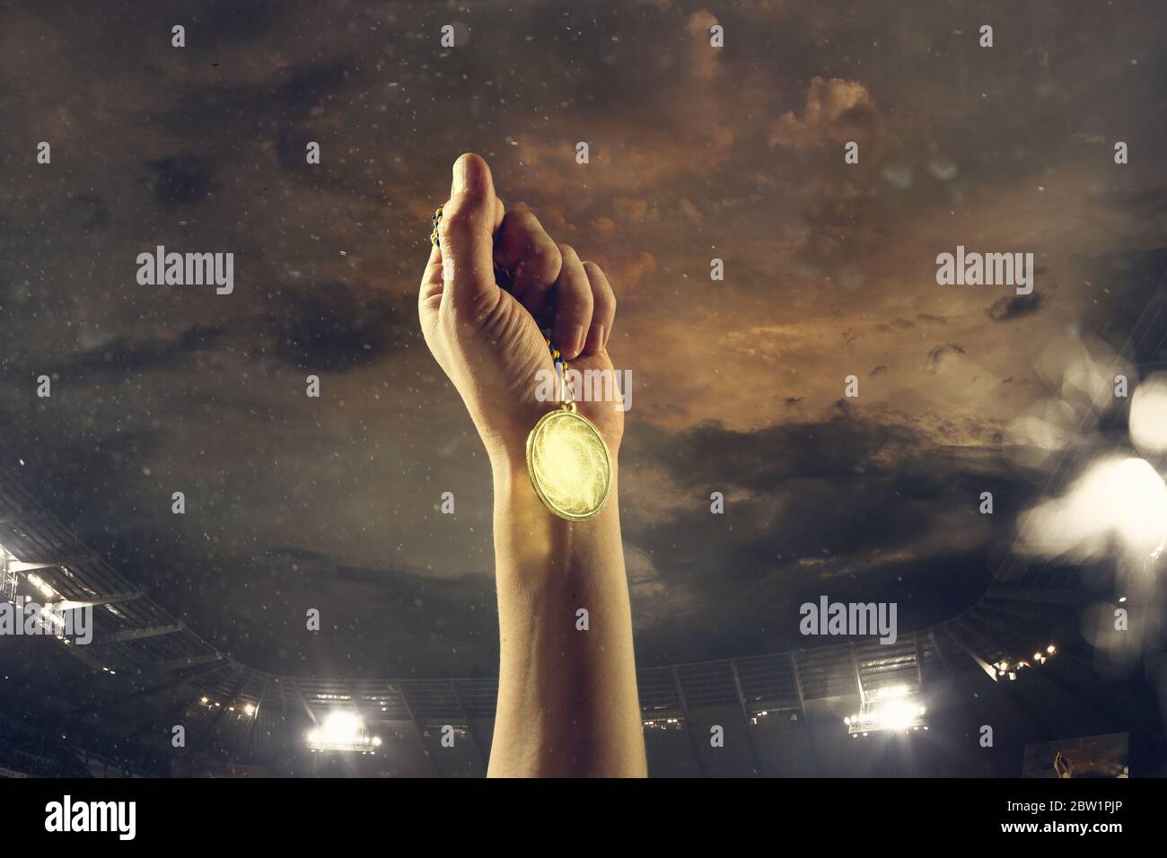 Gold medal winning game hi-res stock photography and images - Alamy