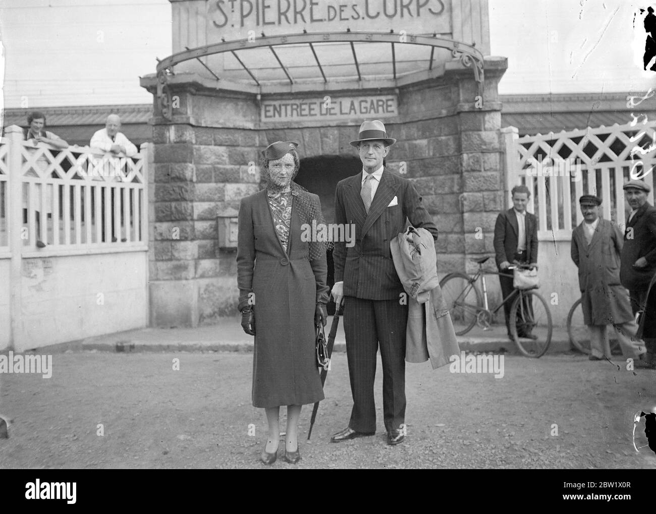 Major Fruity Metcalfe and Lady Alexandra Metcalfe arrived at Château de ...