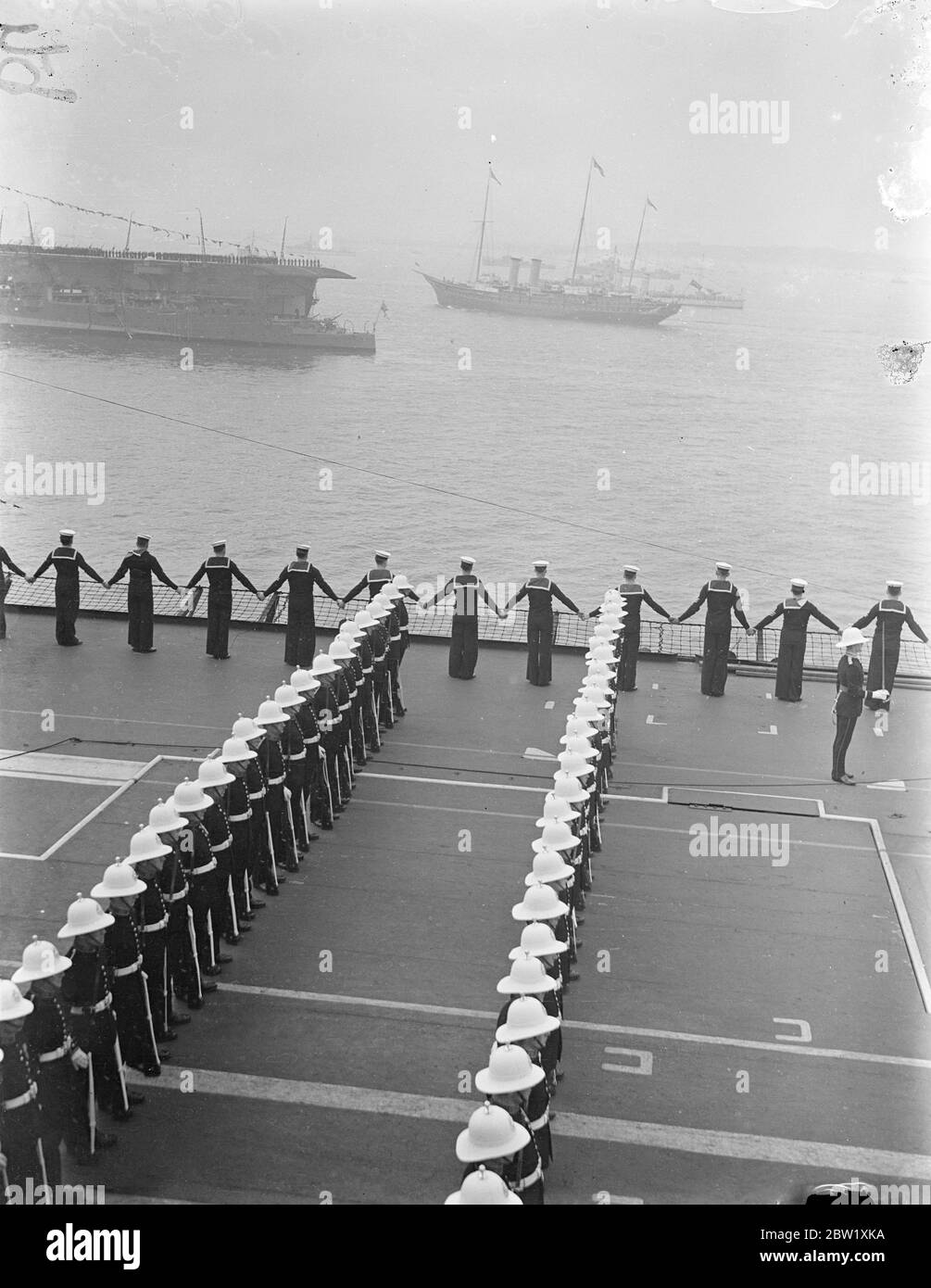 British royal navy fleet hi-res stock photography and images - Alamy