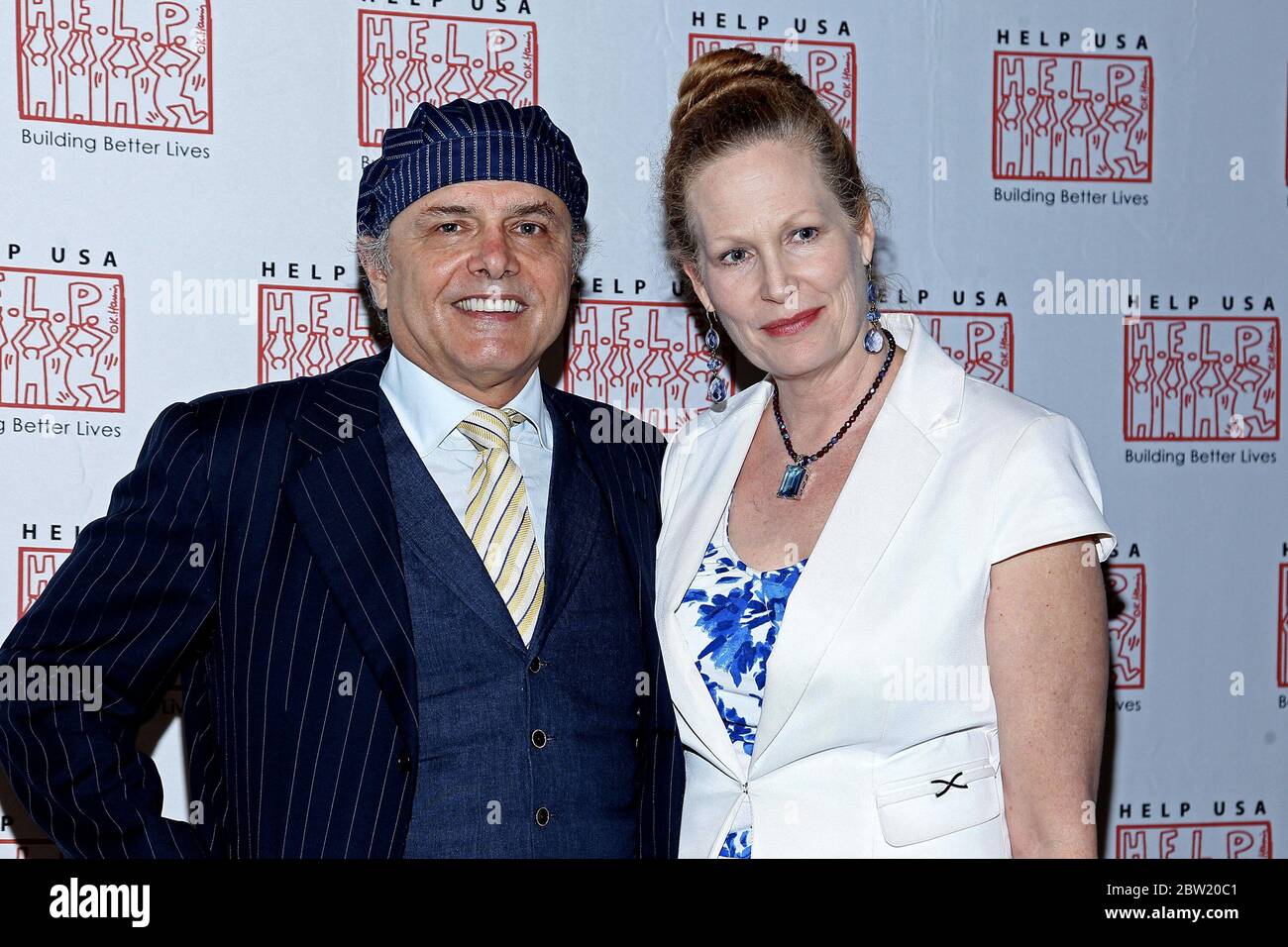 New York, NY, USA. 28 May, 2015. Joe Pantoliano, (L) at the 2015 HELP ...