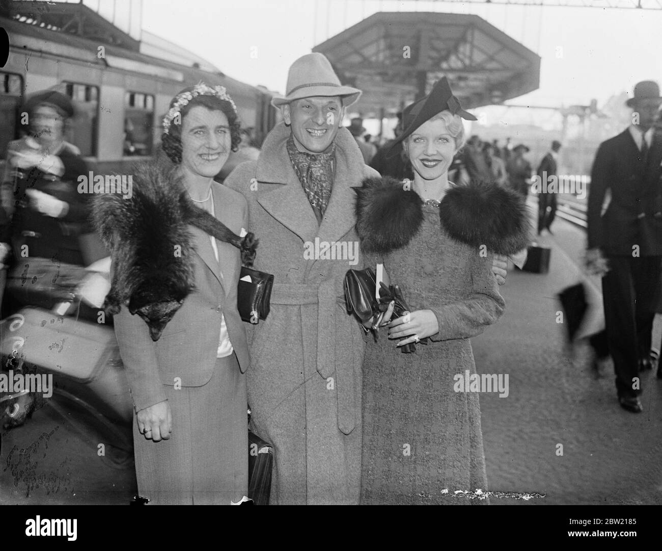 Mr and Mrs Joseph Schildkraut with Mr Schildkraut's Sister Mrs D Atkins ...