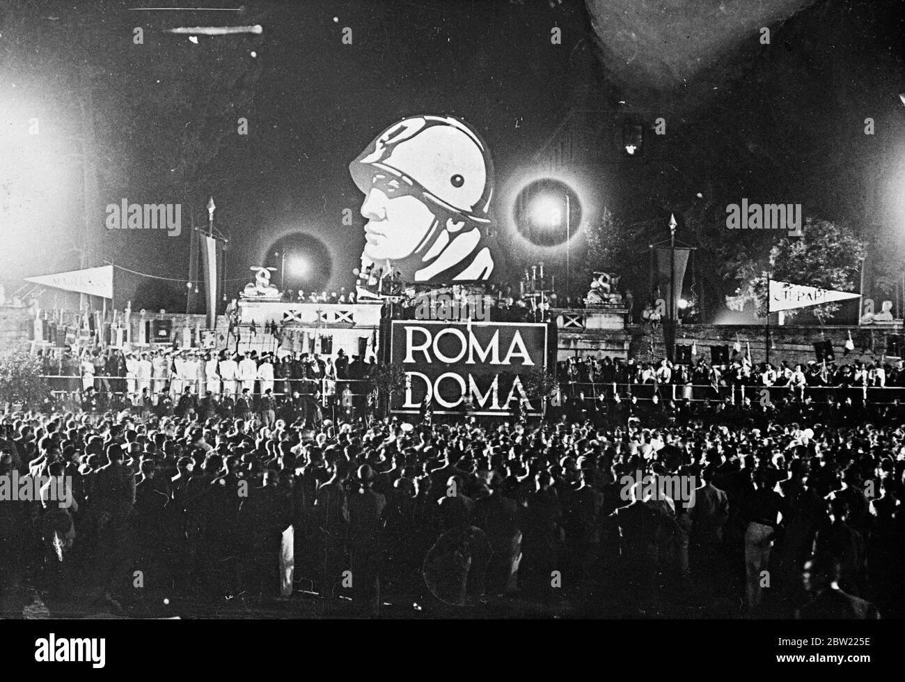 Black shirts mussolini hi-res stock photography and images - Alamy