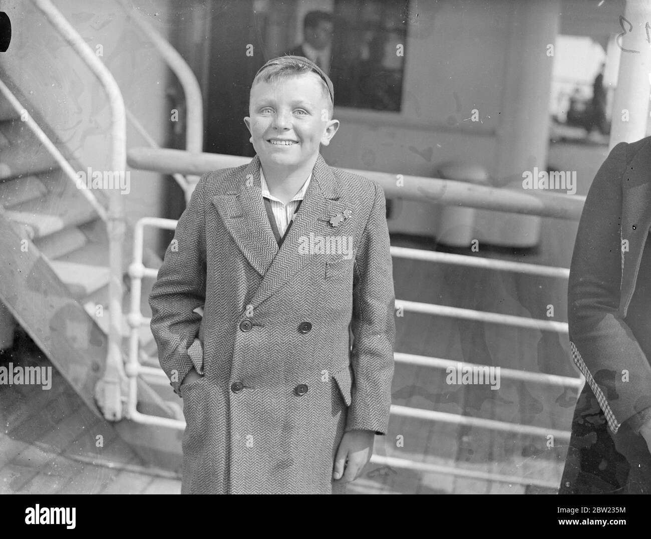 Frank Murphy on arrival at Tilbury. Through a special fund organised by ...