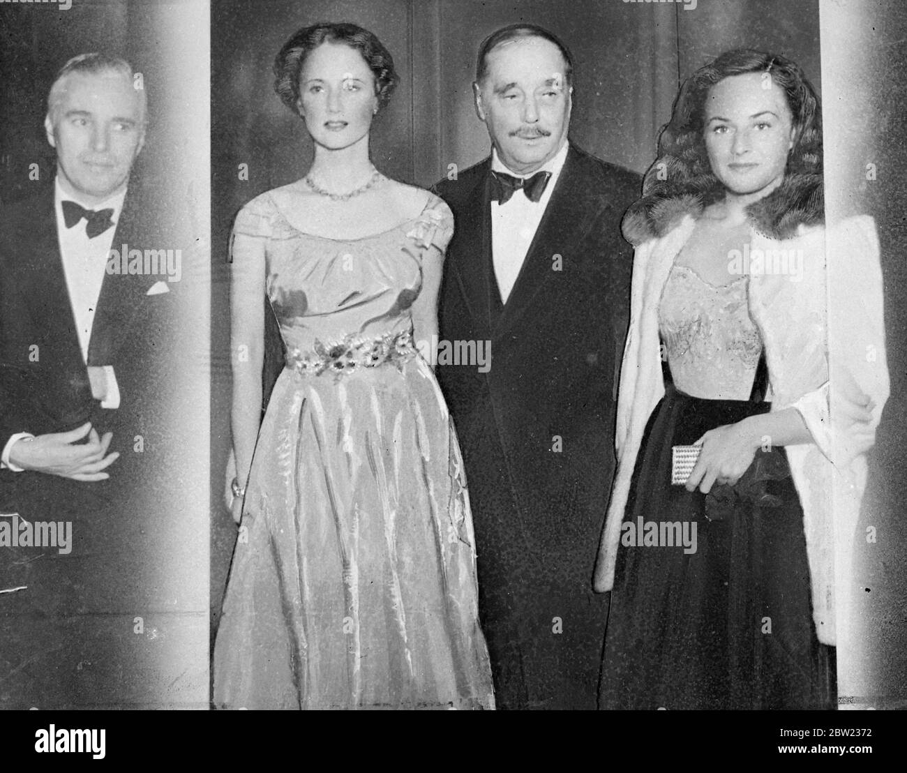 Charlie chaplin mrs sam goldwyn hi-res stock photography and images - Alamy
