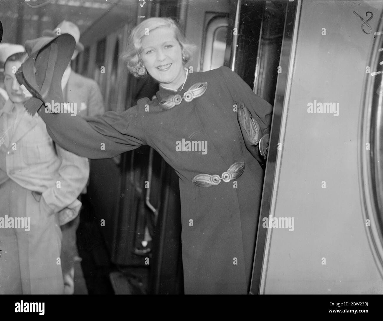 Waving goodbye train hi-res stock photography and images - Alamy