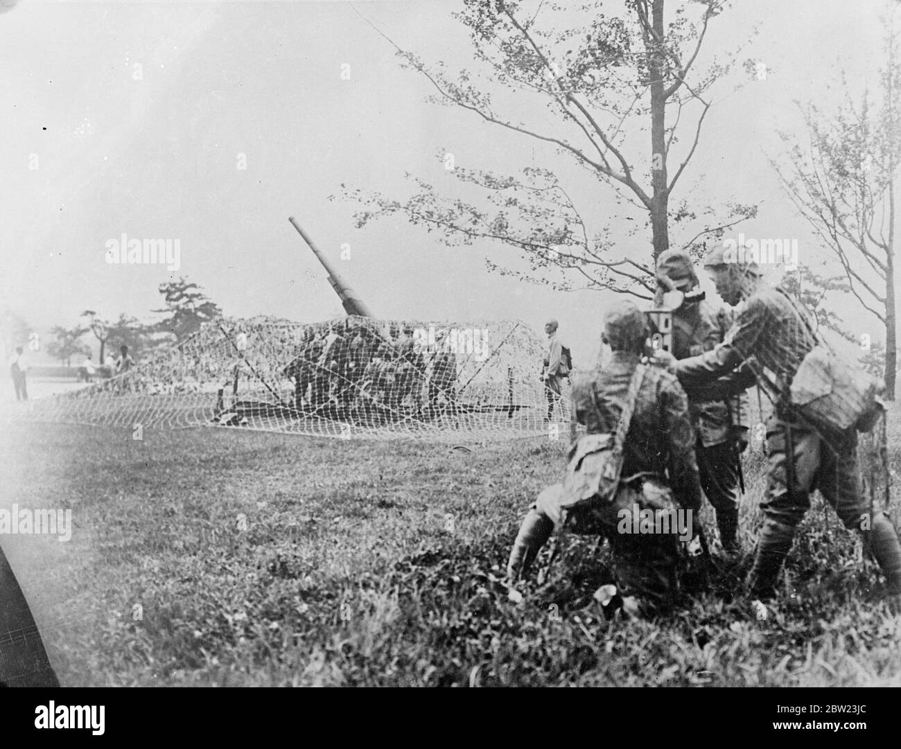 Japanese anti aircraft gun hi-res stock photography and images - Alamy