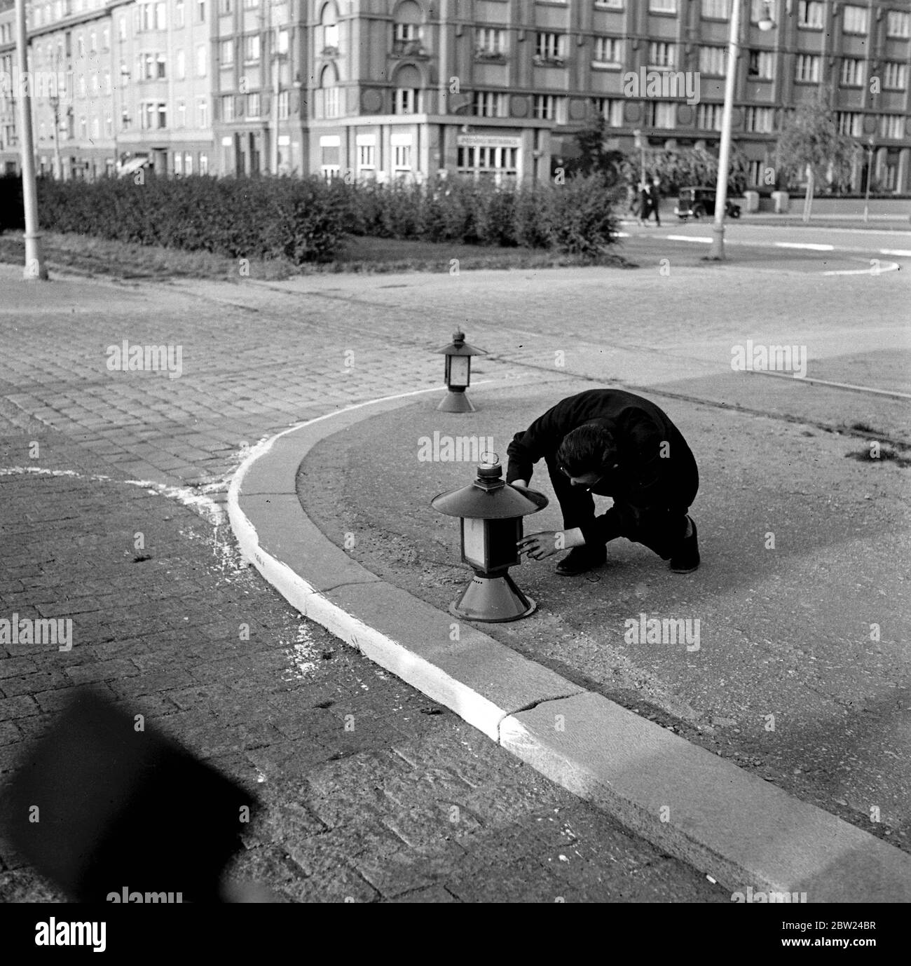 Dimmed lighting hi-res stock photography and images - Alamy