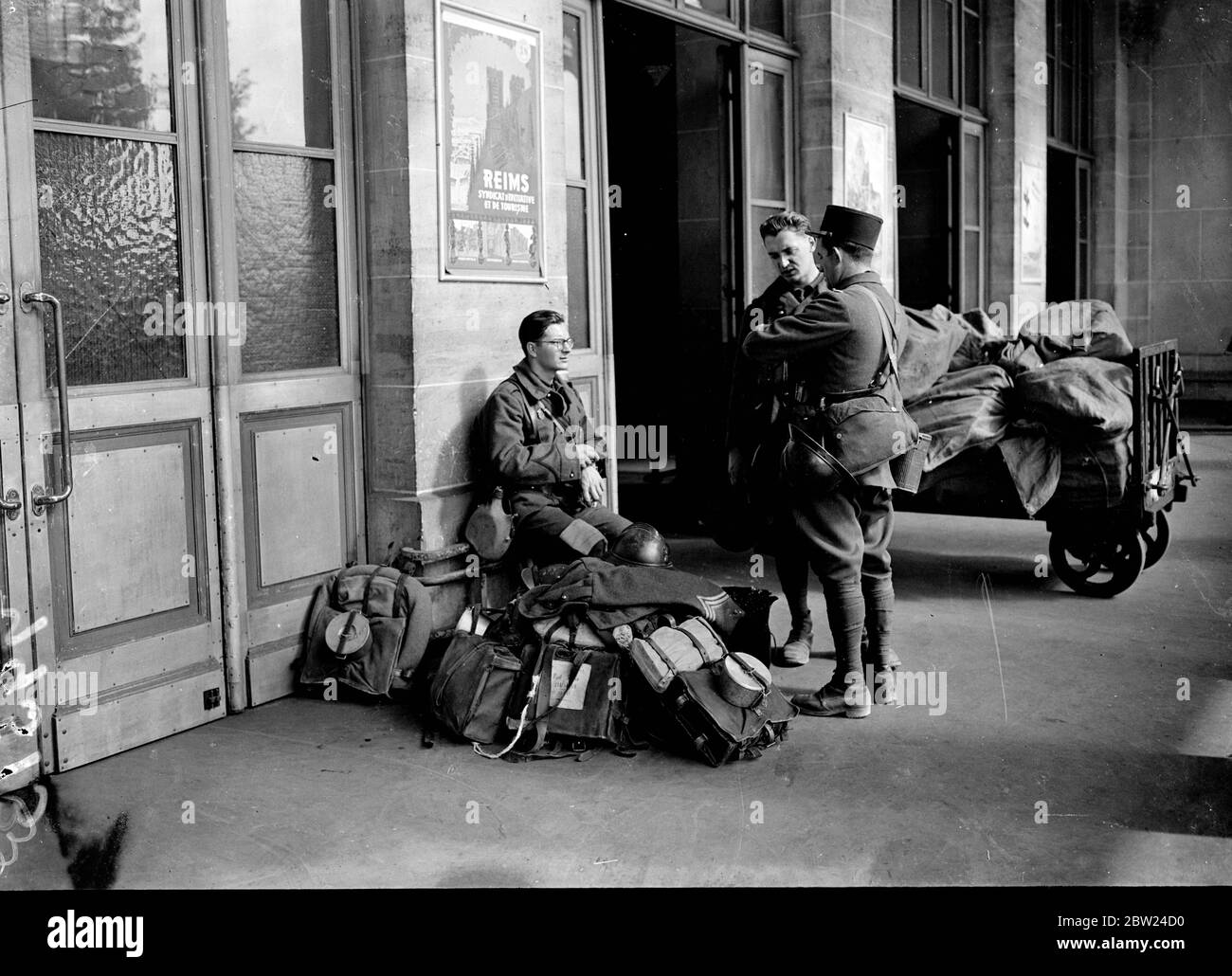 French Reservists Leave For The Maginot Line Large Numbers Of French Reservists Are Leaving The