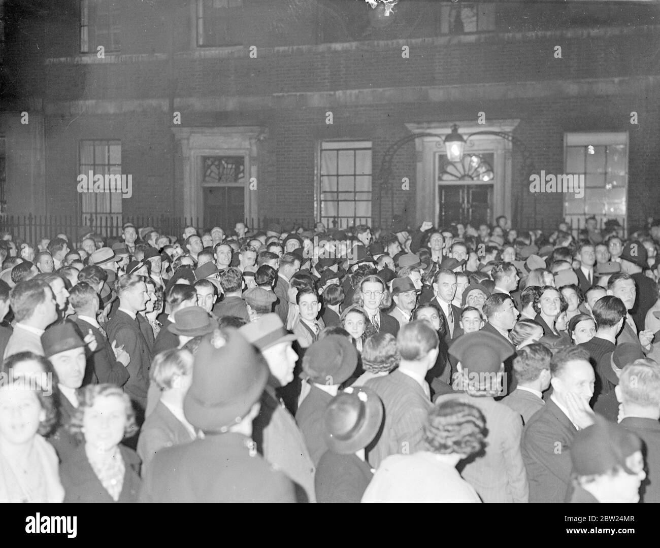 Hitler crowds hi-res stock photography and images - Alamy