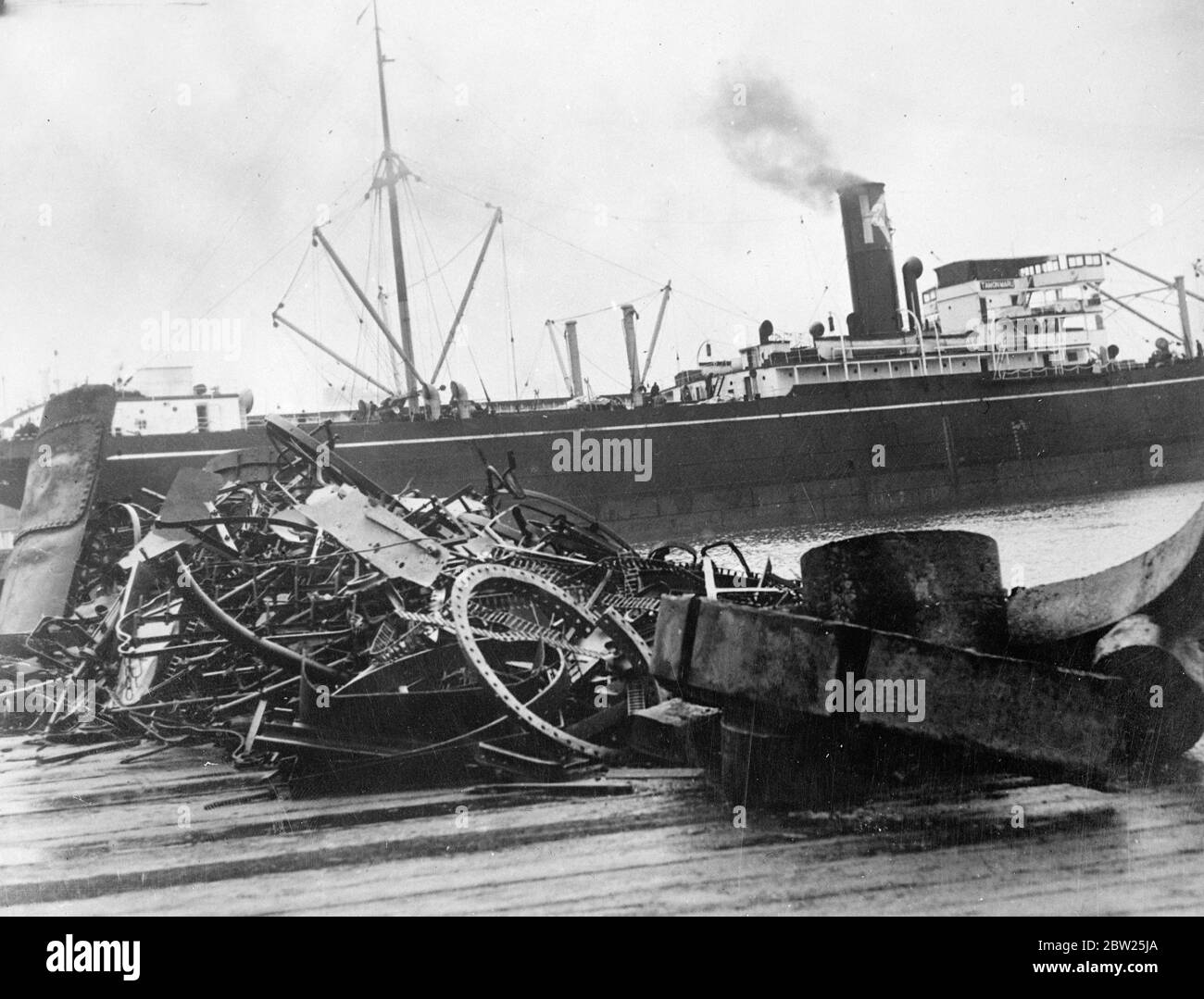 Food for the guns of Japan. Despite threats of boycott by trade union ...