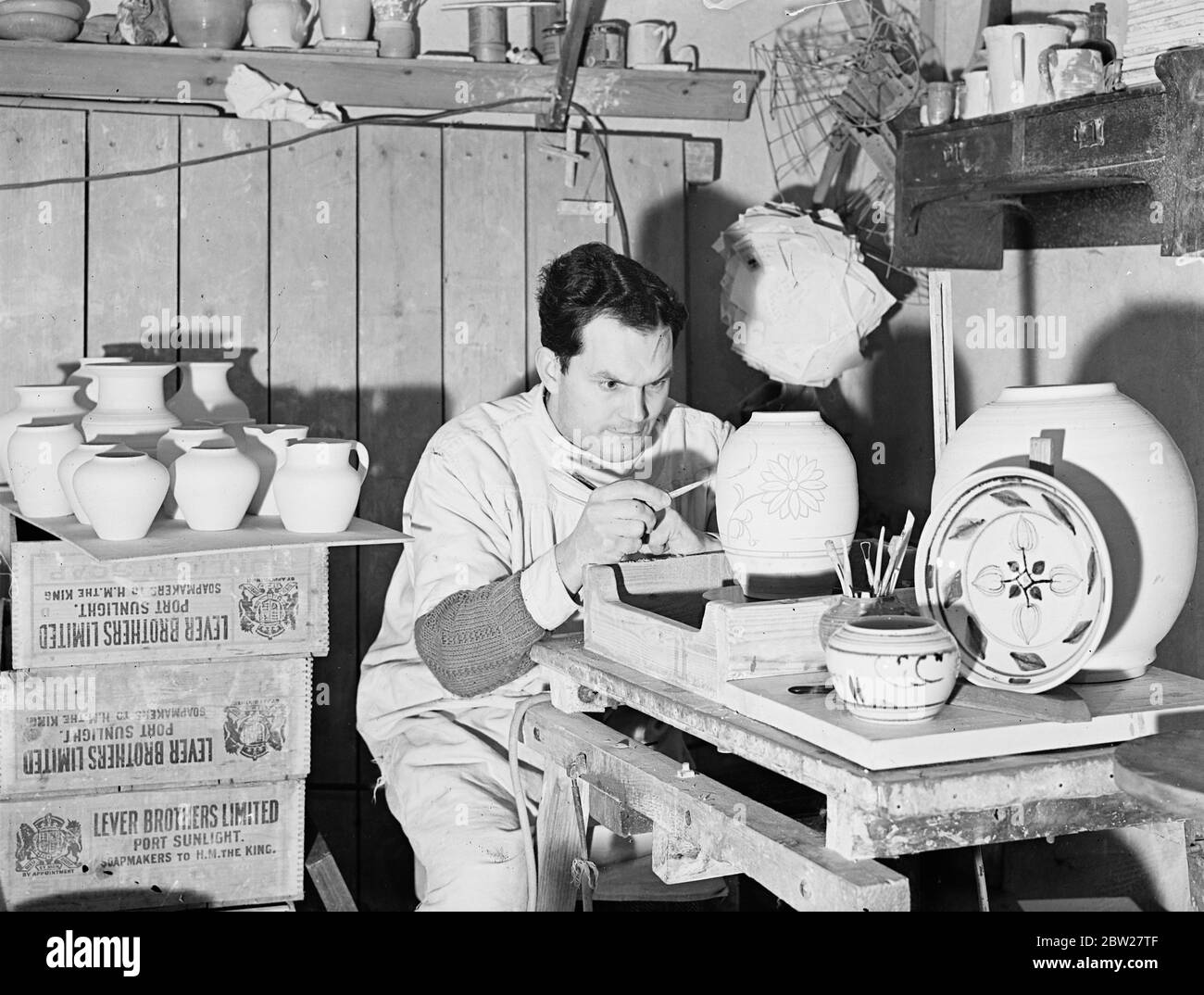 1930s furniture production hi-res stock photography and images - Alamy