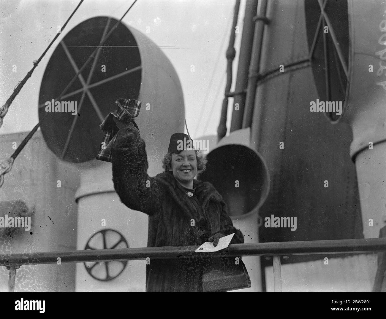 Miss Stella Andreva, well-known Coloraturo Sopranos of the Metropolitan ...