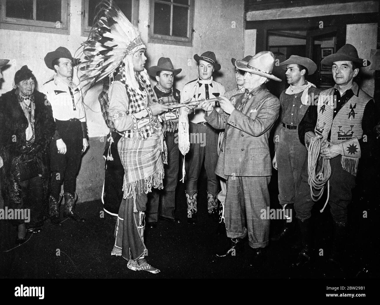 Cowboy lasso Black and White Stock Photos & Images - Alamy