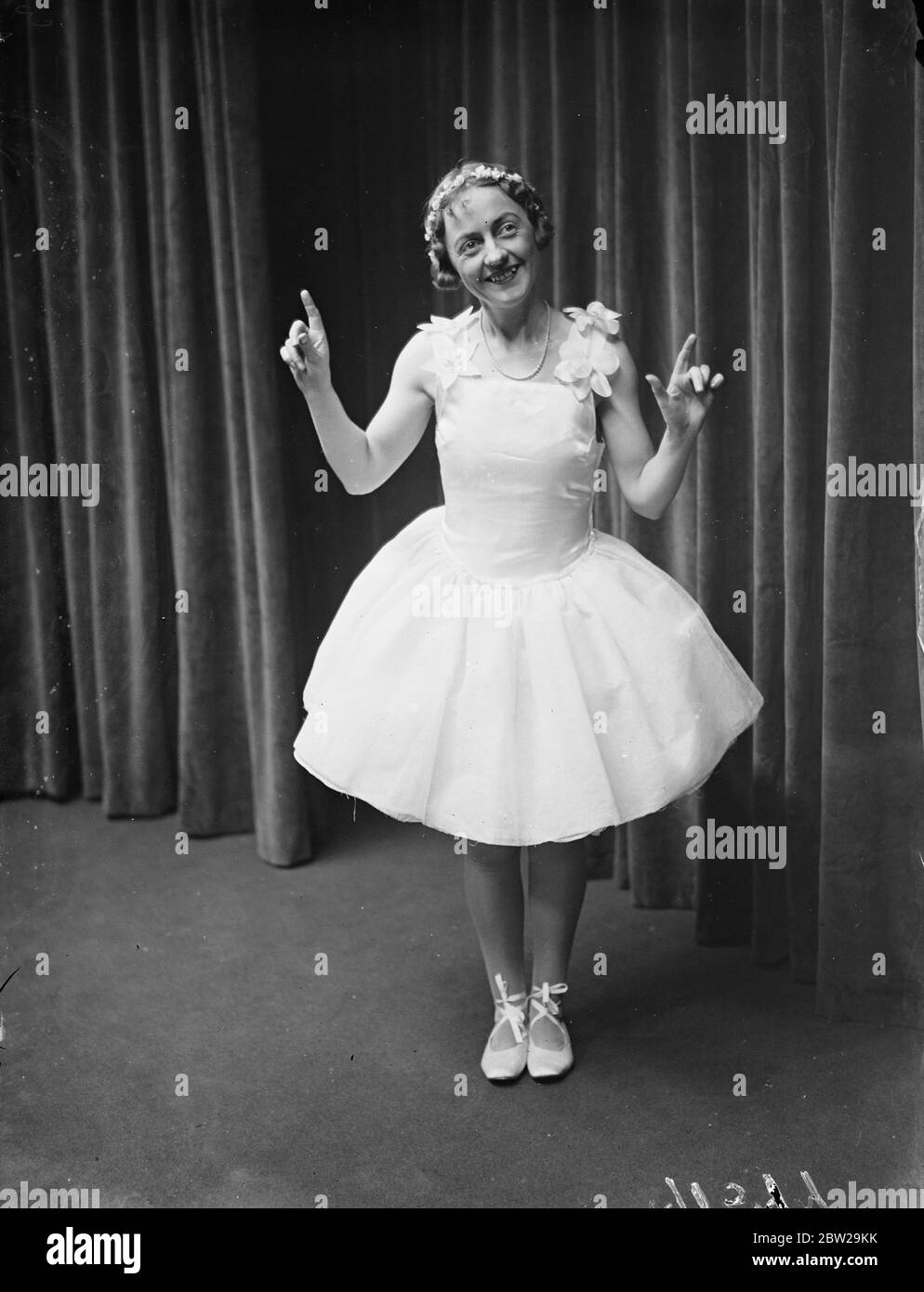 Concert before a princess Black and White Stock Photos & Images - Alamy