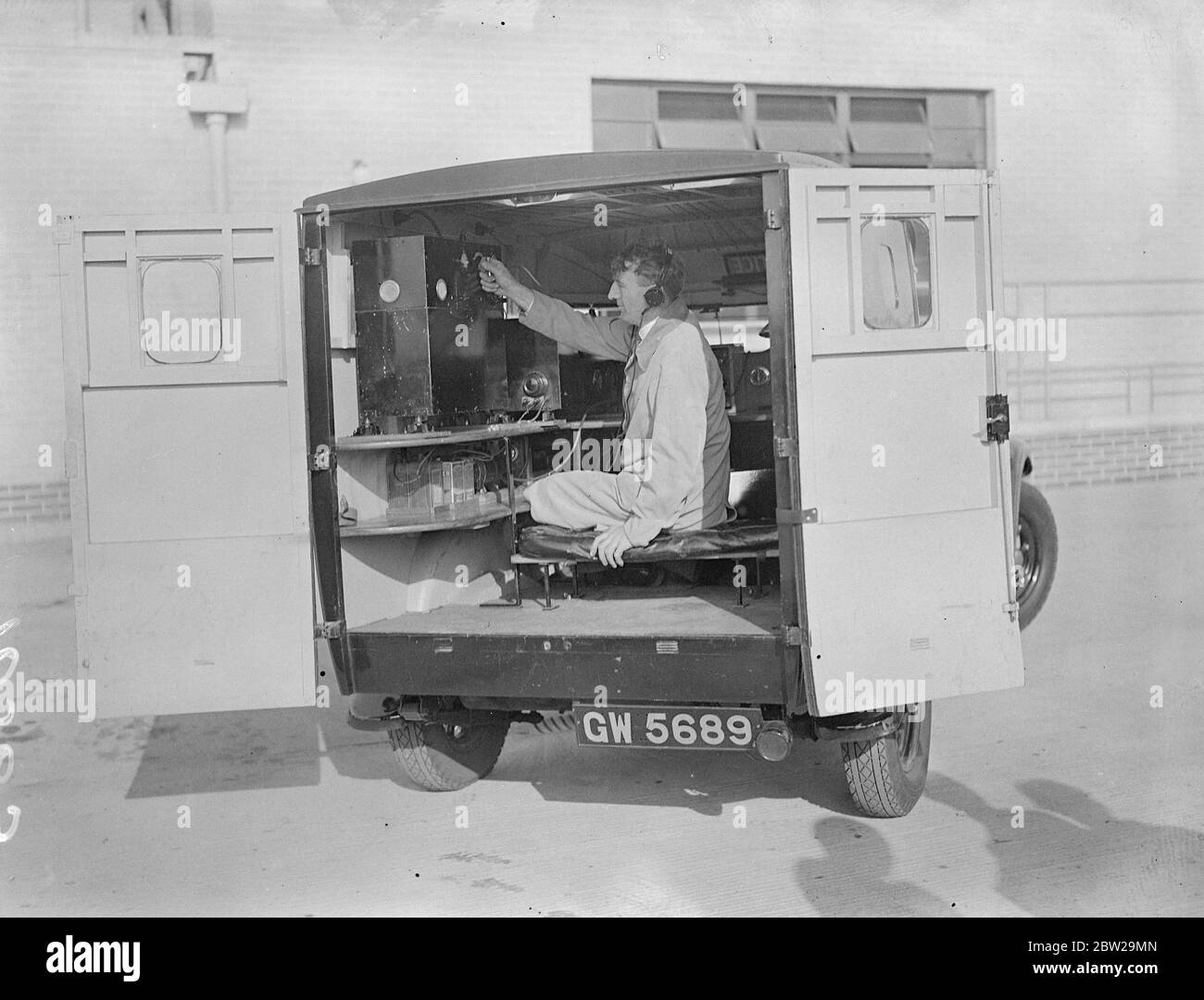 New police radio station in operation at West Wickham, controlled from ...