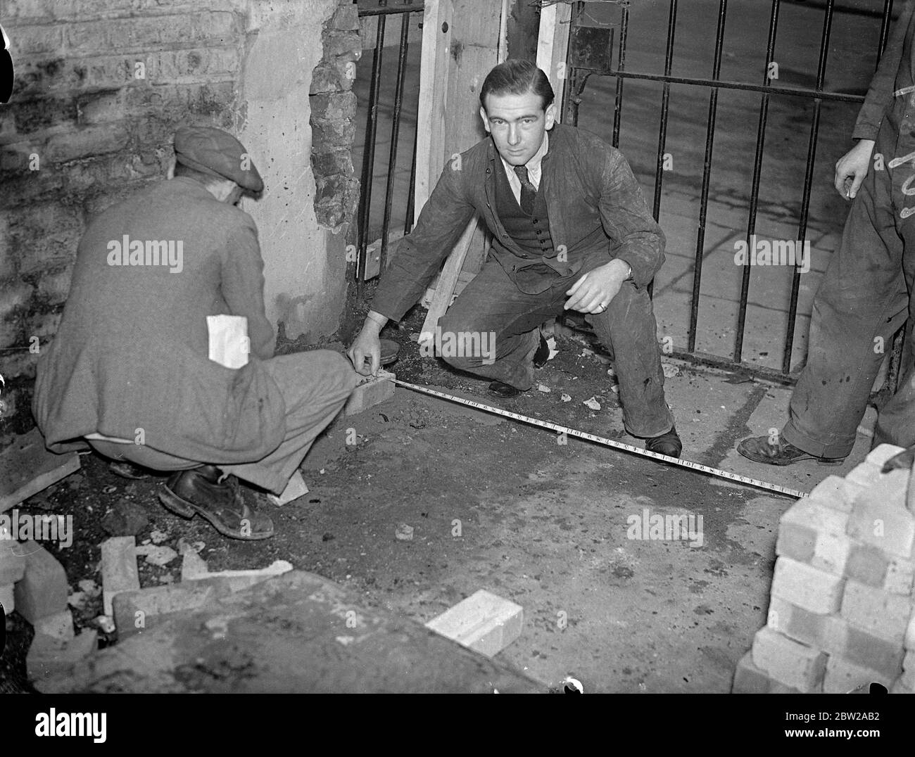 John squire hi-res stock photography and images - Alamy