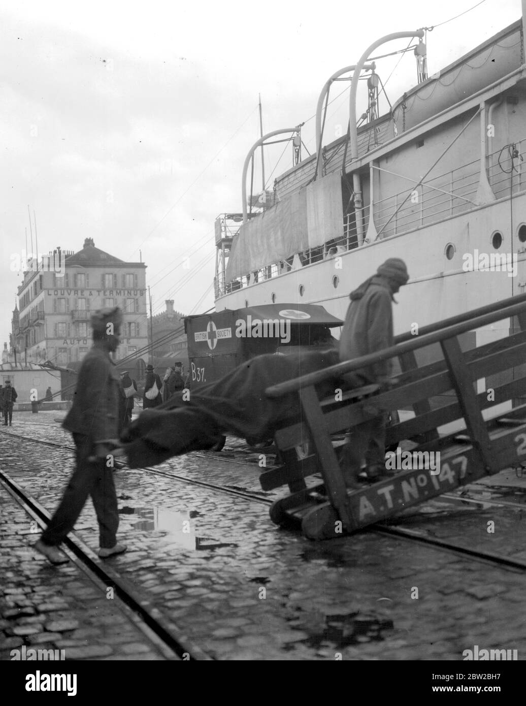 England 1918 Black and White Stock Photos & Images - Alamy