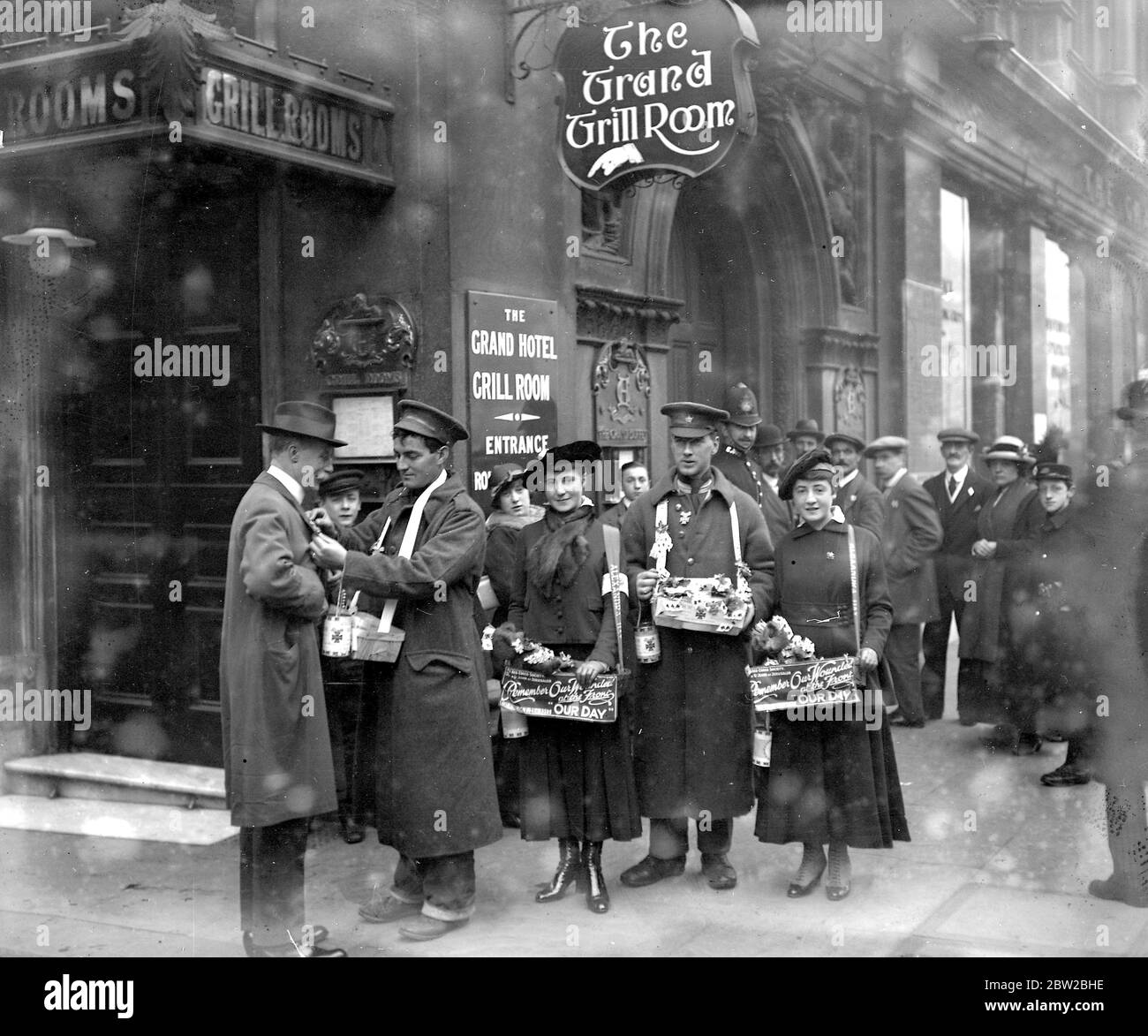 Trafalgar Day 1915 - Trafalgar Square. Our Day in London Stock Photo ...