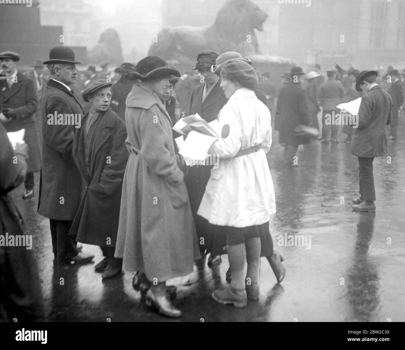 Great army square hi-res stock photography and images - Alamy