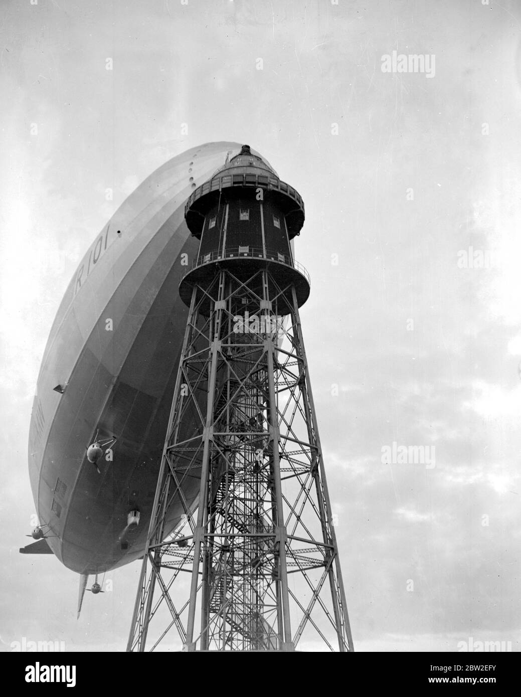 Cardington mooring mast hi-res stock photography and images - Alamy