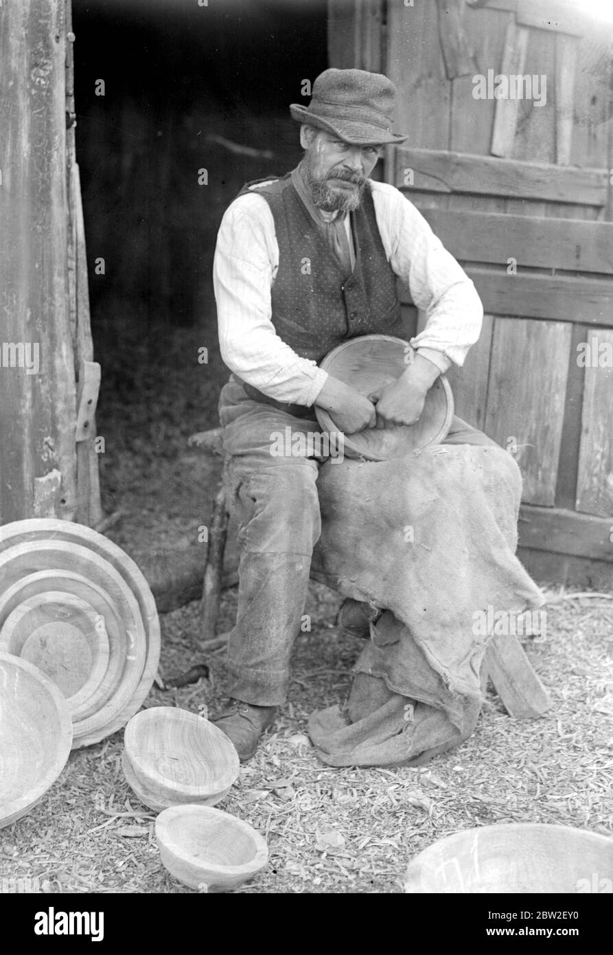 Ancient bowl hi-res stock photography and images - Alamy