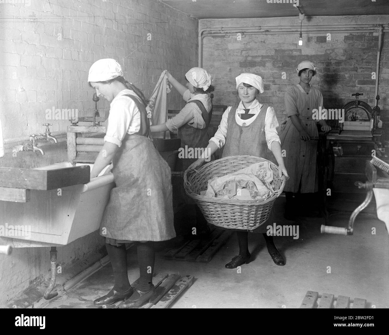Selfridge's Continuation School. The laundry class. 27 February 1920 ...